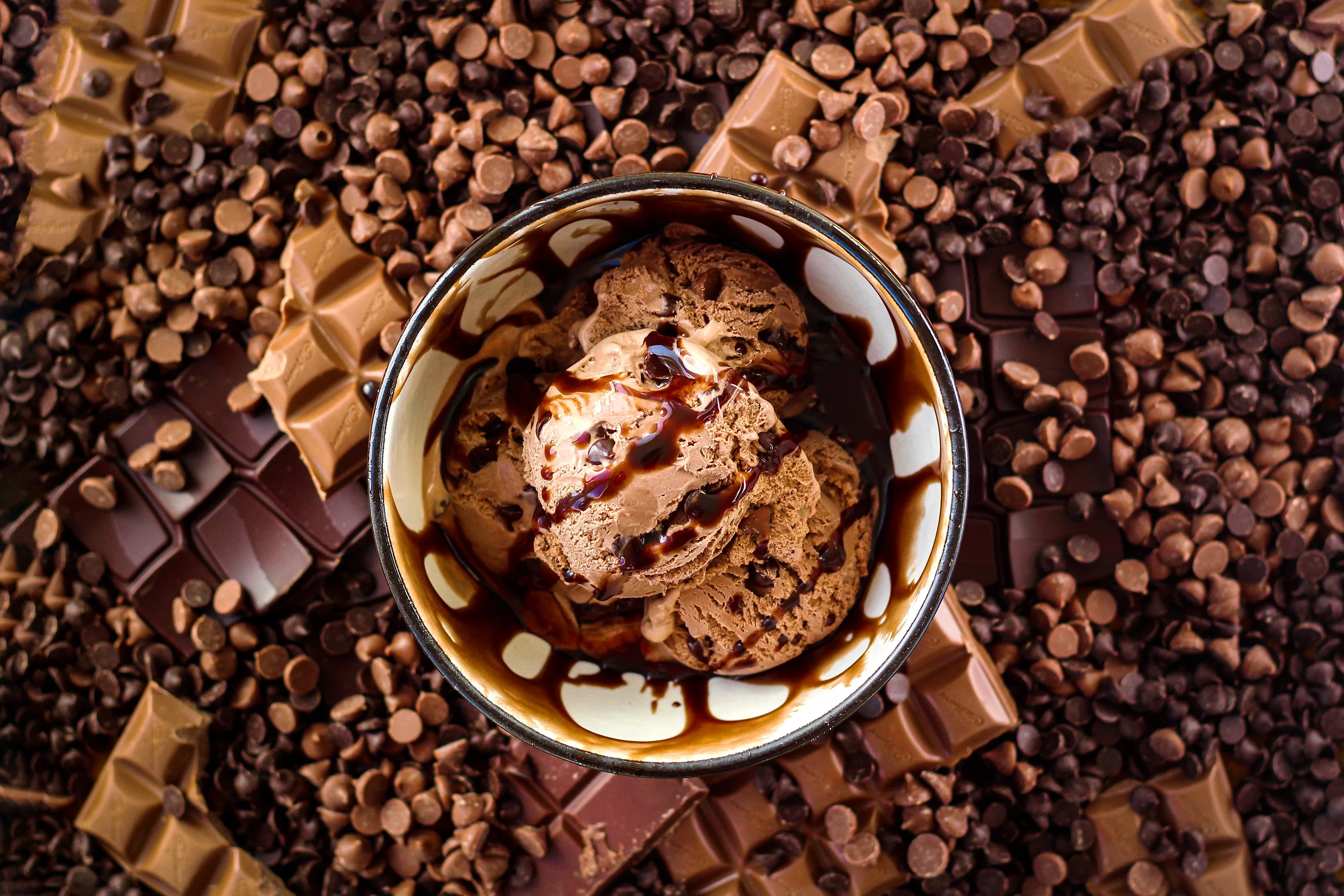 Chocoholic Heaven Ice Cream – Marshfield Farm Ice Cream